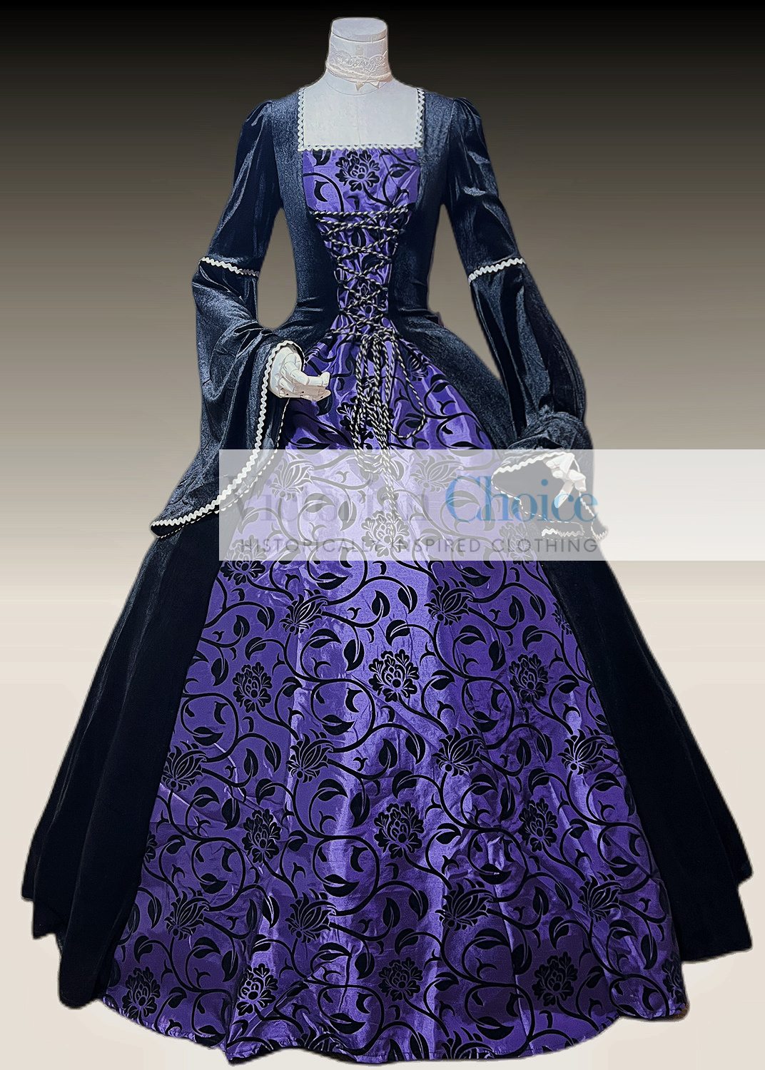 Medieval Lady Renaissance Regal Brocade Velvet Gown Game of Thrones ...